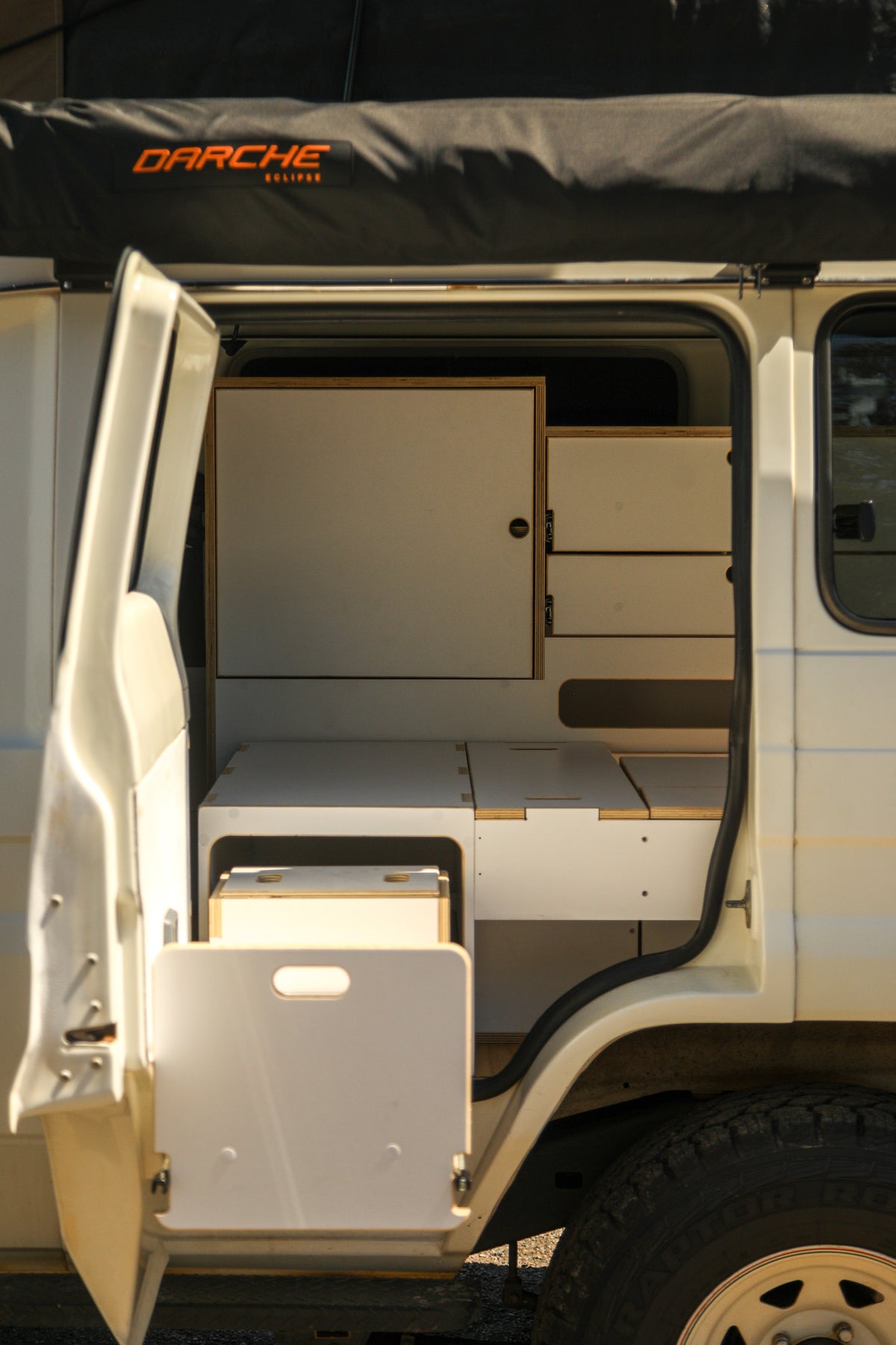3rd Door Troopy - Camper Conversion Kit | Vanera